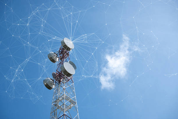 Understanding Mobile Towers: Components and Functionality🗼