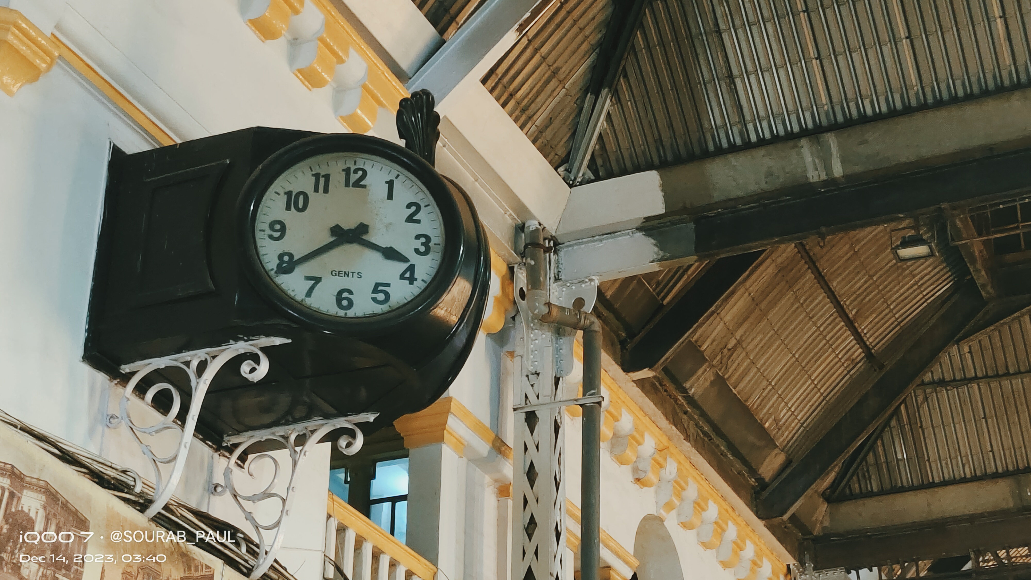 ‘Boro Ghori’ (Big Clock)