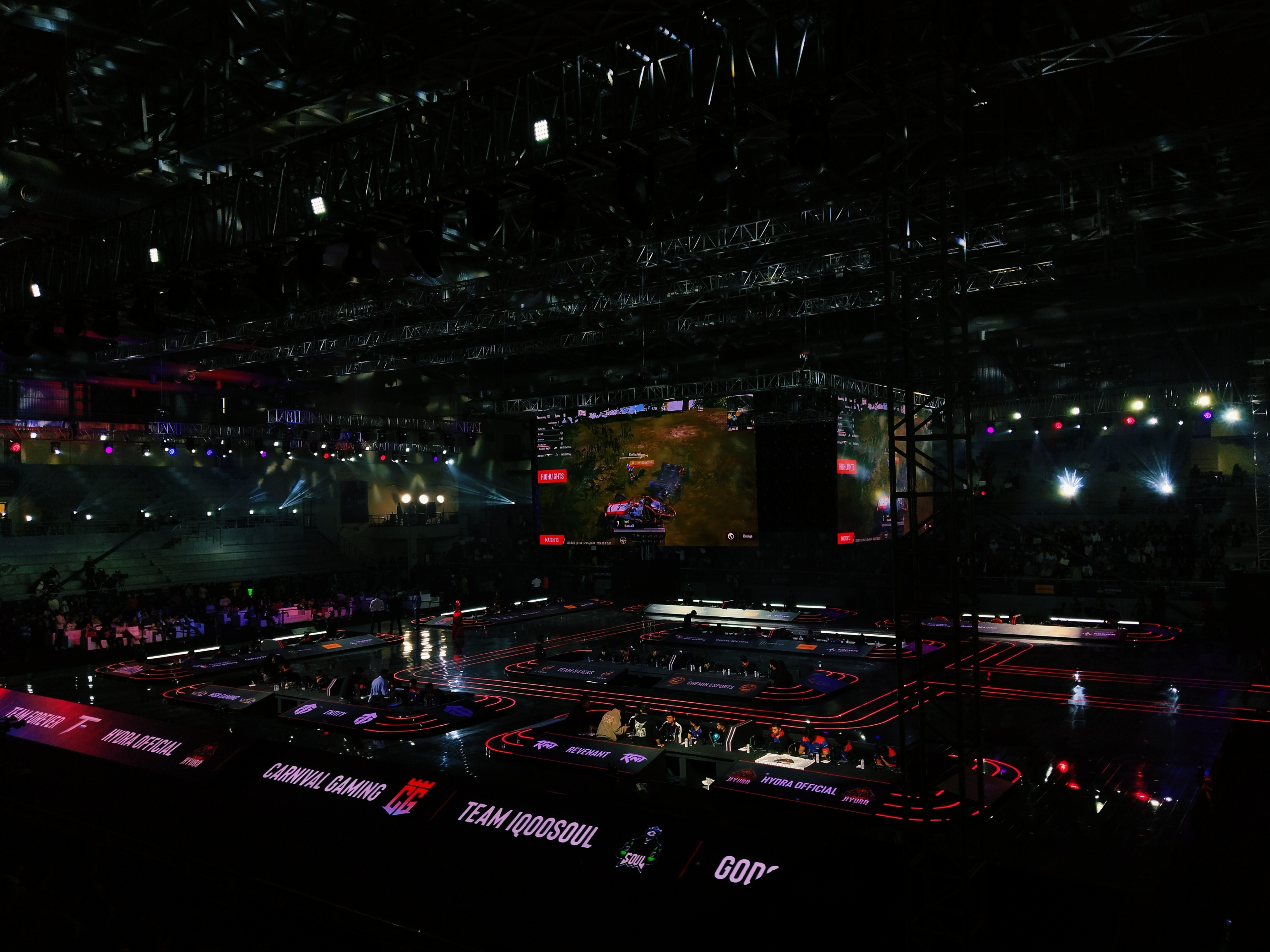 BGMI LAN Event Experience #ShotOniQOO