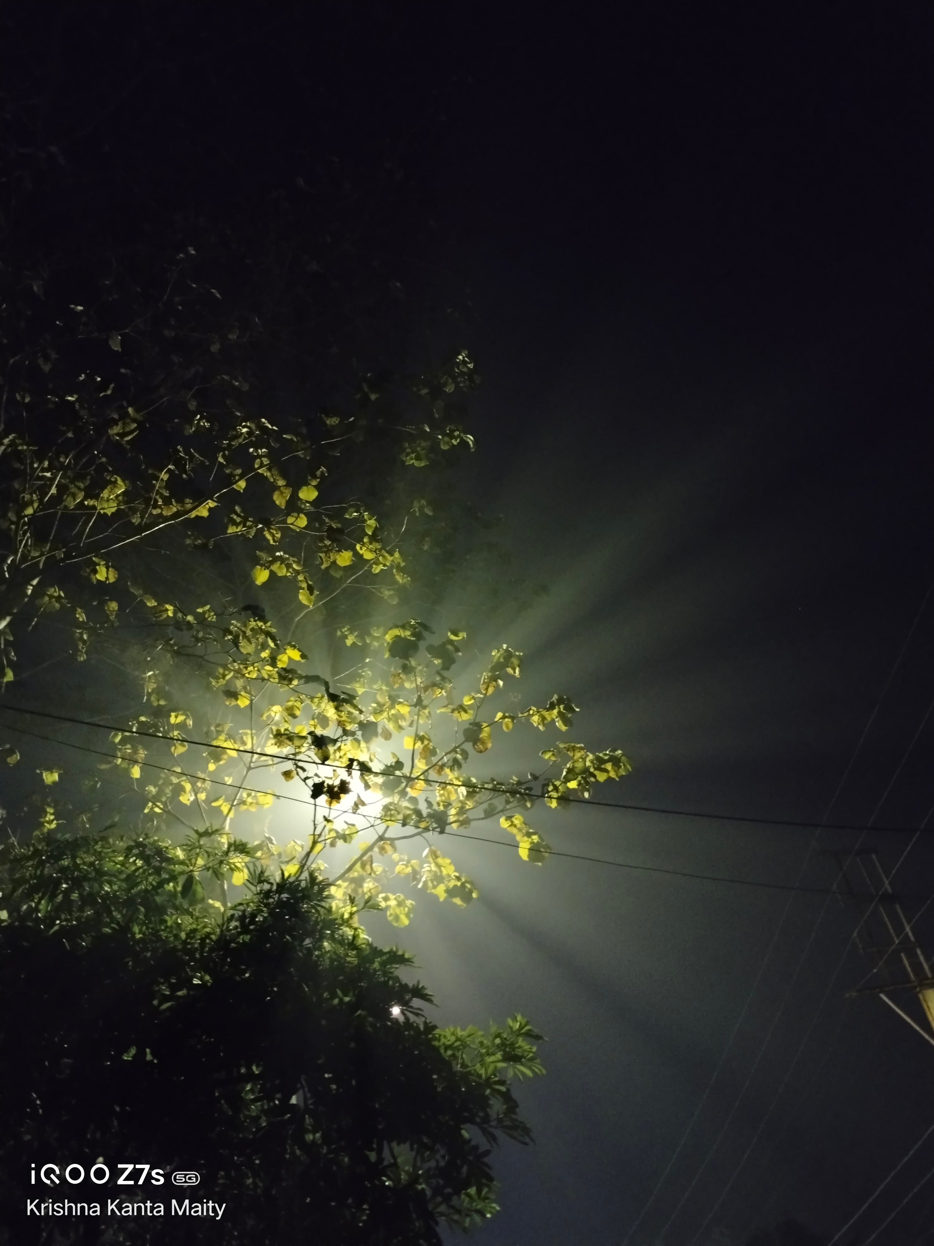 #ShotOniQOO | LIGHT EFFECT PHOTOGRAPHY