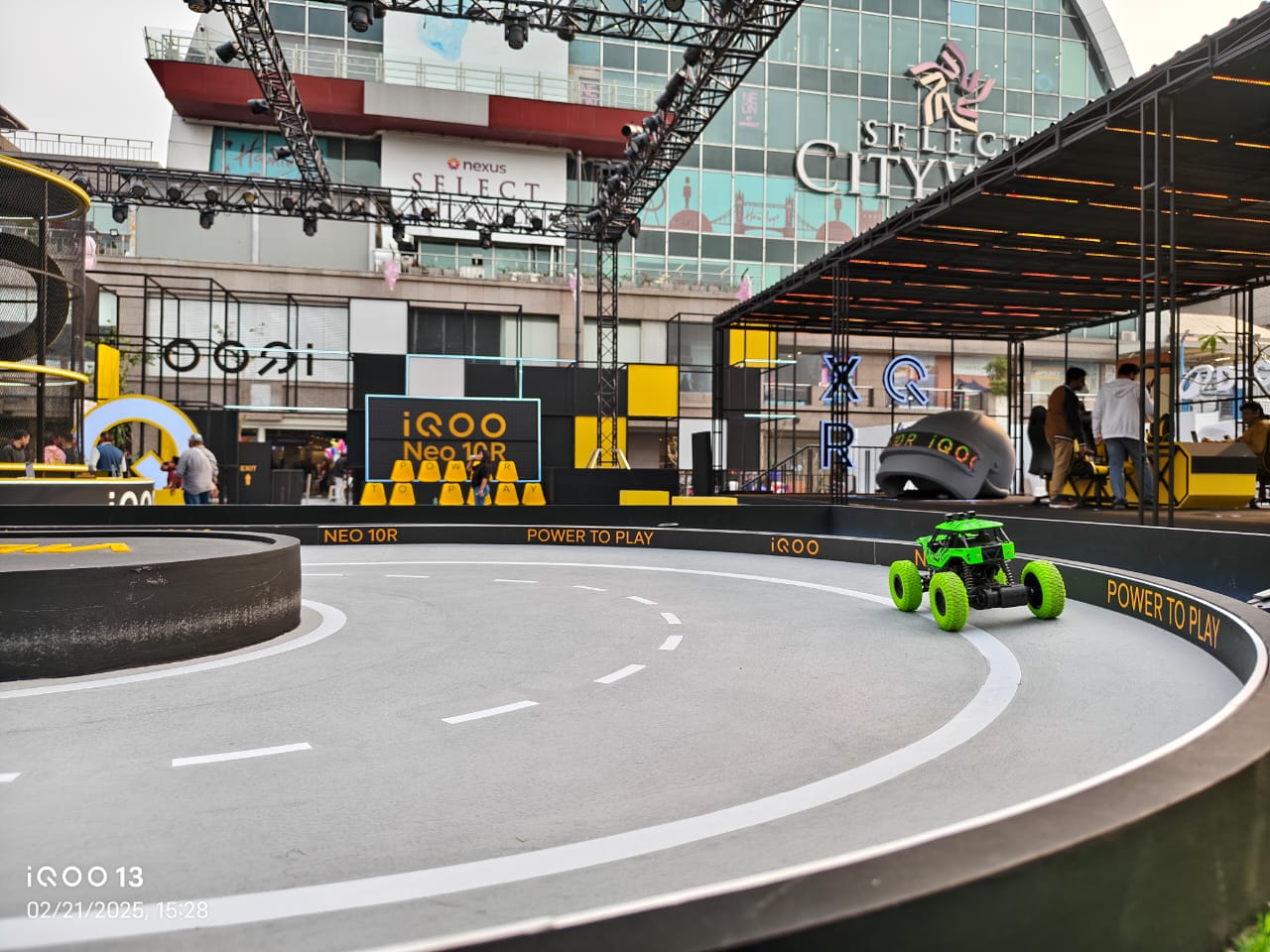 Racing in Miniature: The Thrill of RC Cars on the Track