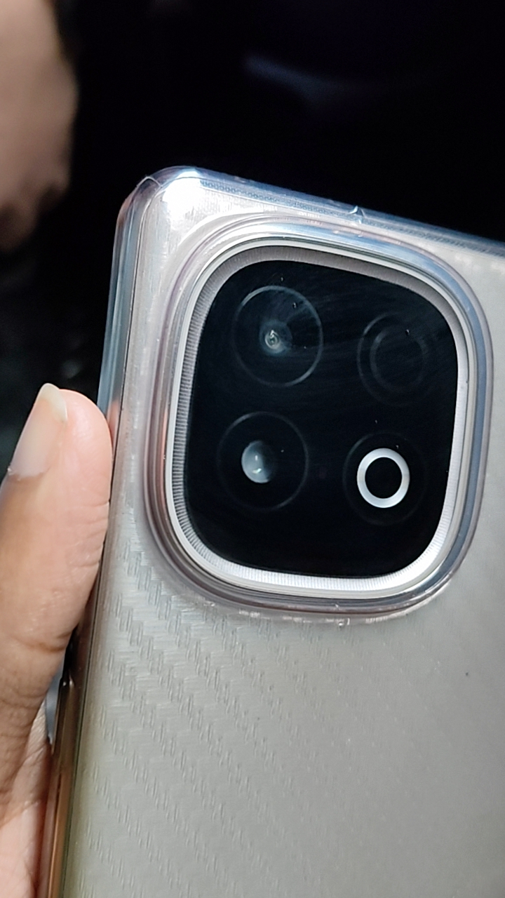 IQOO NEO 10 camera becomes foggy.