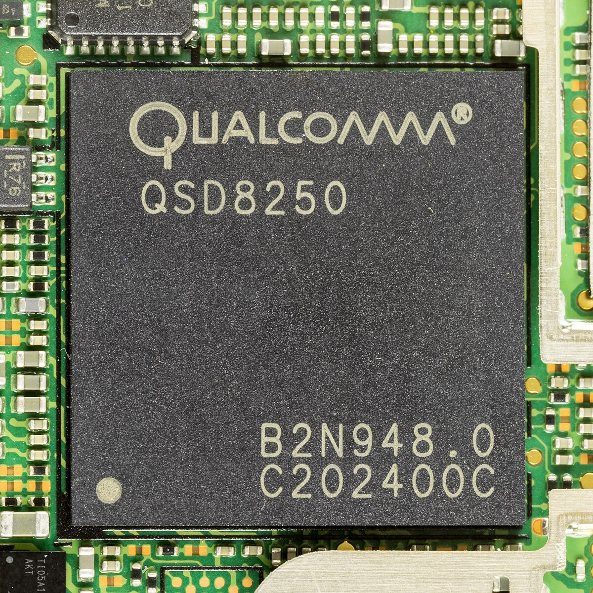 The First-Ever Snapdragon Chip That Changed Mobile Processors 🚀