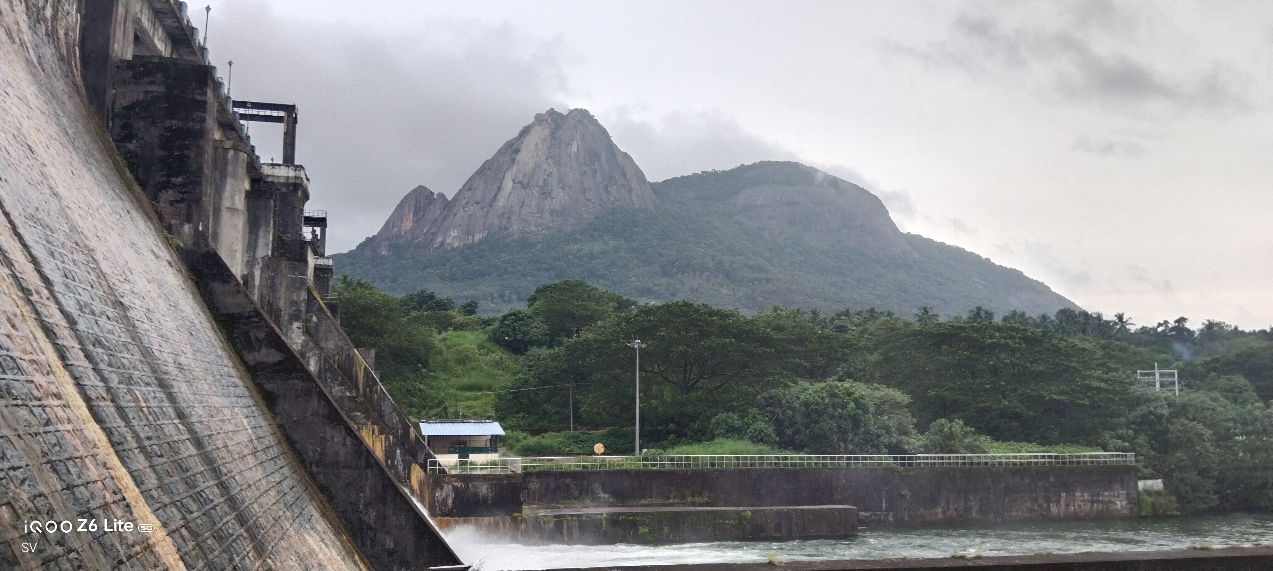 Kanjirapuzha dam 🌊 Kerala #ShotOnIQOO