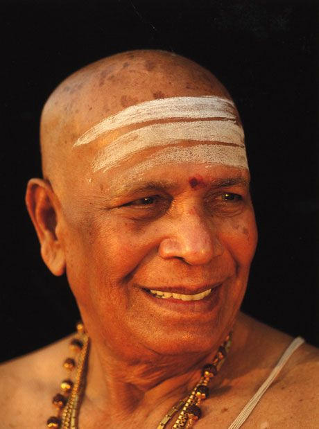 🧘‍♂️ K. Pattabhi Jois — The Master Behind Ashtanga Vinyasa Yoga