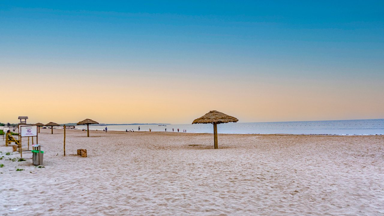 🌊 Ghoghla Beach – The Hidden Gem of Diu’s Coastline 🏖️