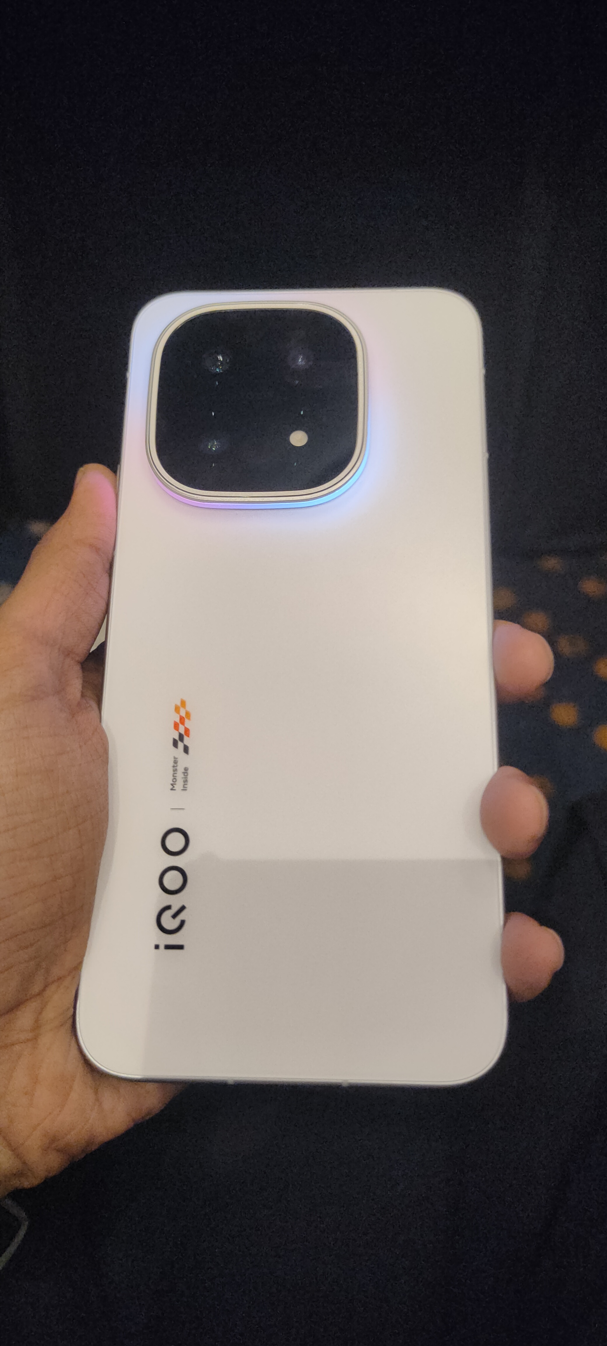 iQOO 15 Sneak Peek Hands-On experience summary