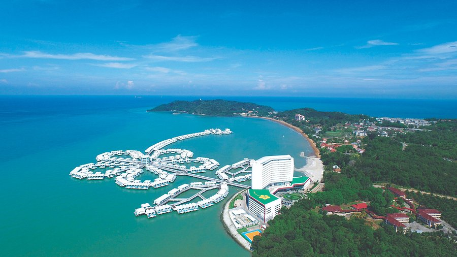🌺 Lexis Hibiscus: Malaysia’s Stunning Hibiscus-Shaped Resort Paradise 🌊