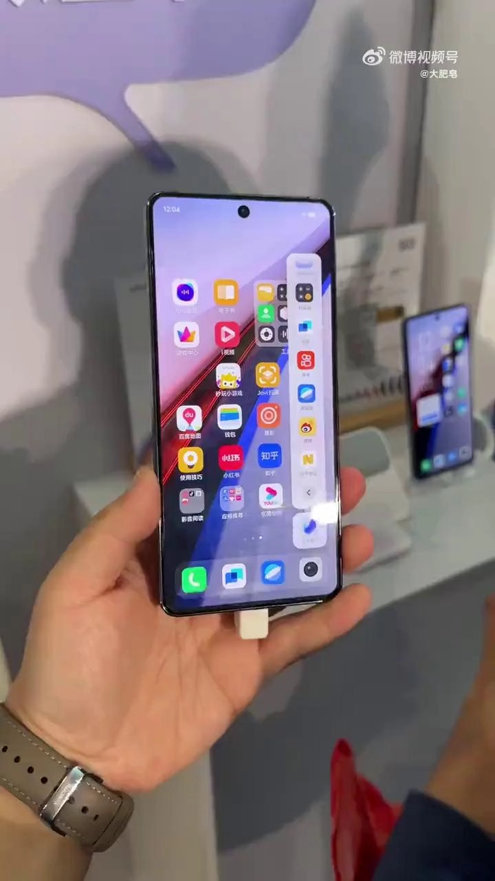 iQOO 12 : Hands on Video 🔥🔥